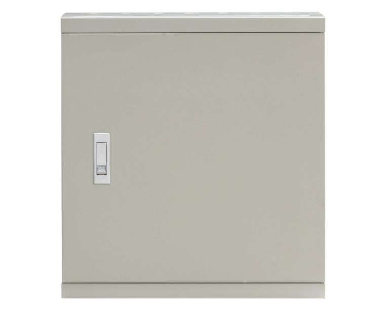 CM232 32 POLE METAL LOAD CENTRE EUREKA IP42 - Uniquip Electrical